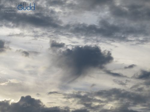Altocumulus virga (Ac vir) - Institute for Professional Weather Education