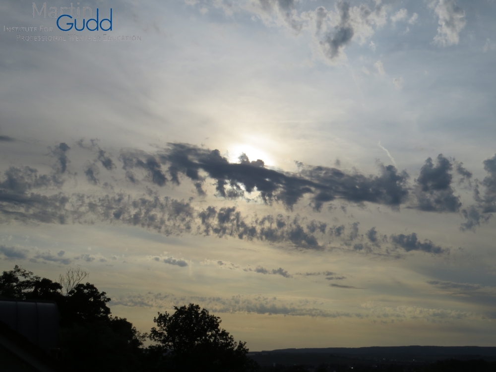 Altocumulus castellanus (Ac cas) - Institute for Professional Weather ...