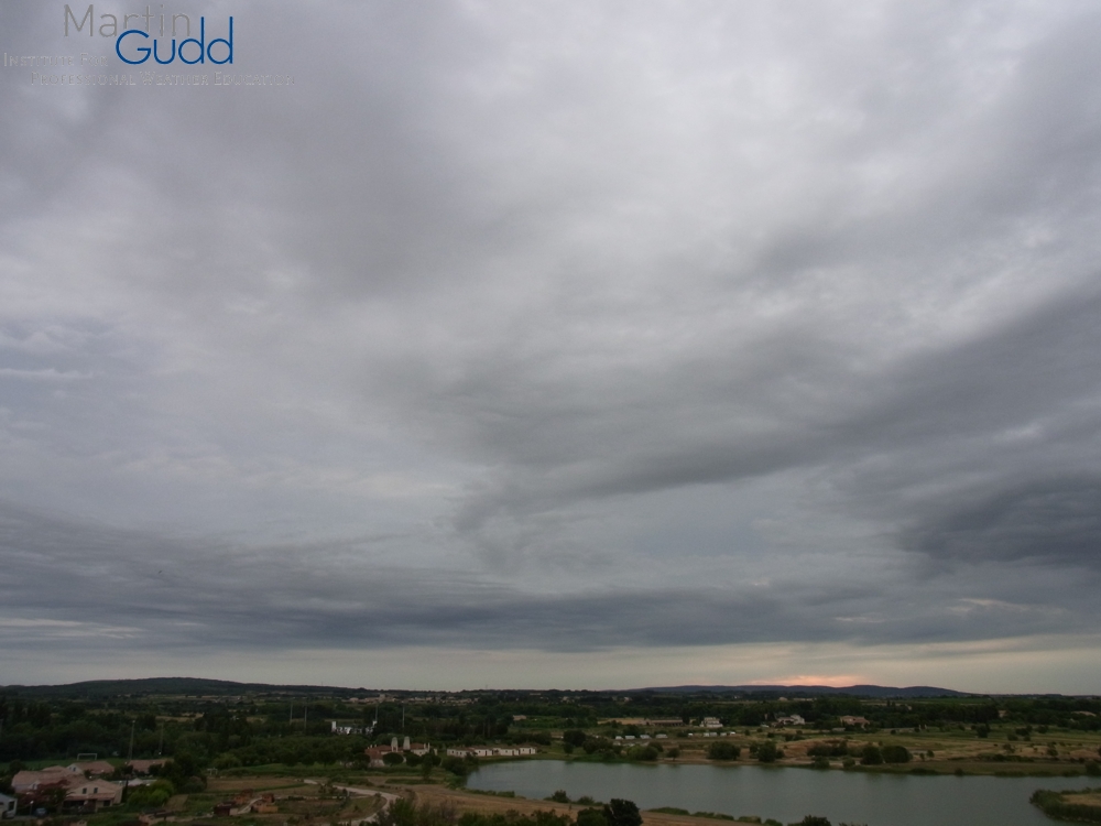 Altocumulus asperitas (Ac asp) - Institute for Professional Weather ...