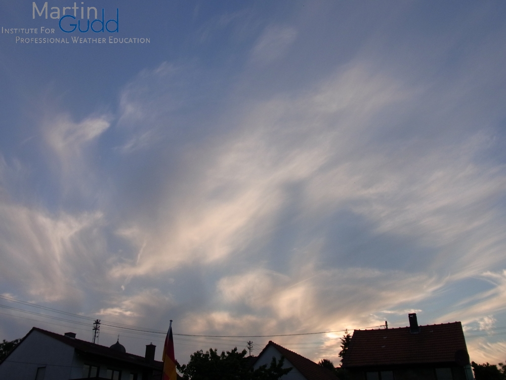 Cirrus (Ci) - Institute for Professional Weather Education