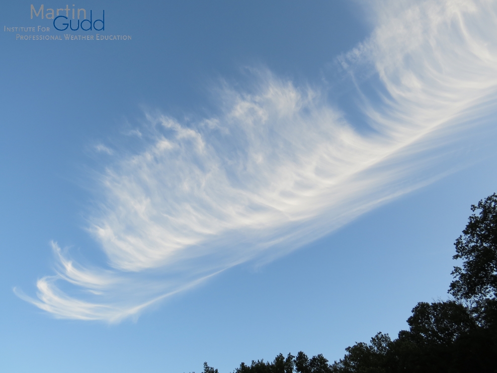 Cirrus (Ci) - Institute for Professional Weather Education